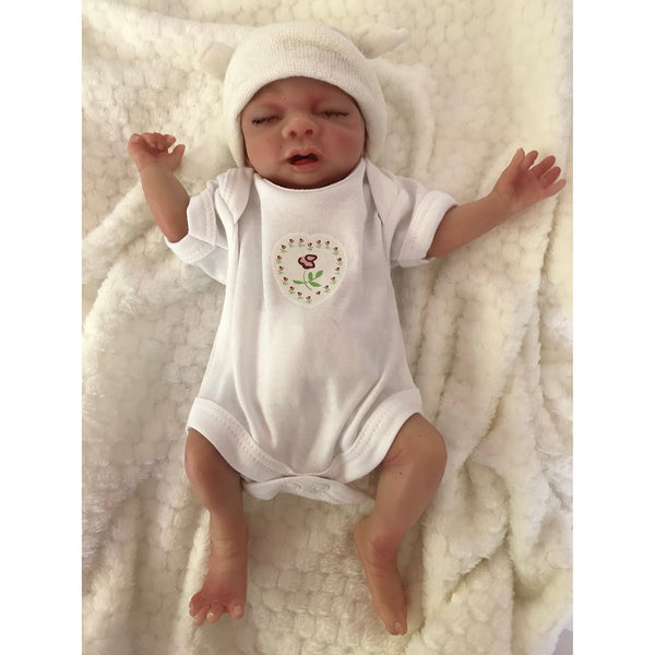 Realistic Preemie Birthing and Nursing Care Simulator 'Lara' with Umbi ...